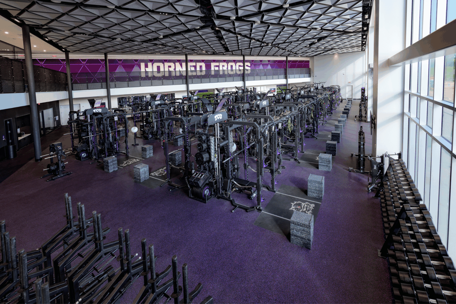 10 Elite College Football Weight Rooms You Need to See - Abacus Sports